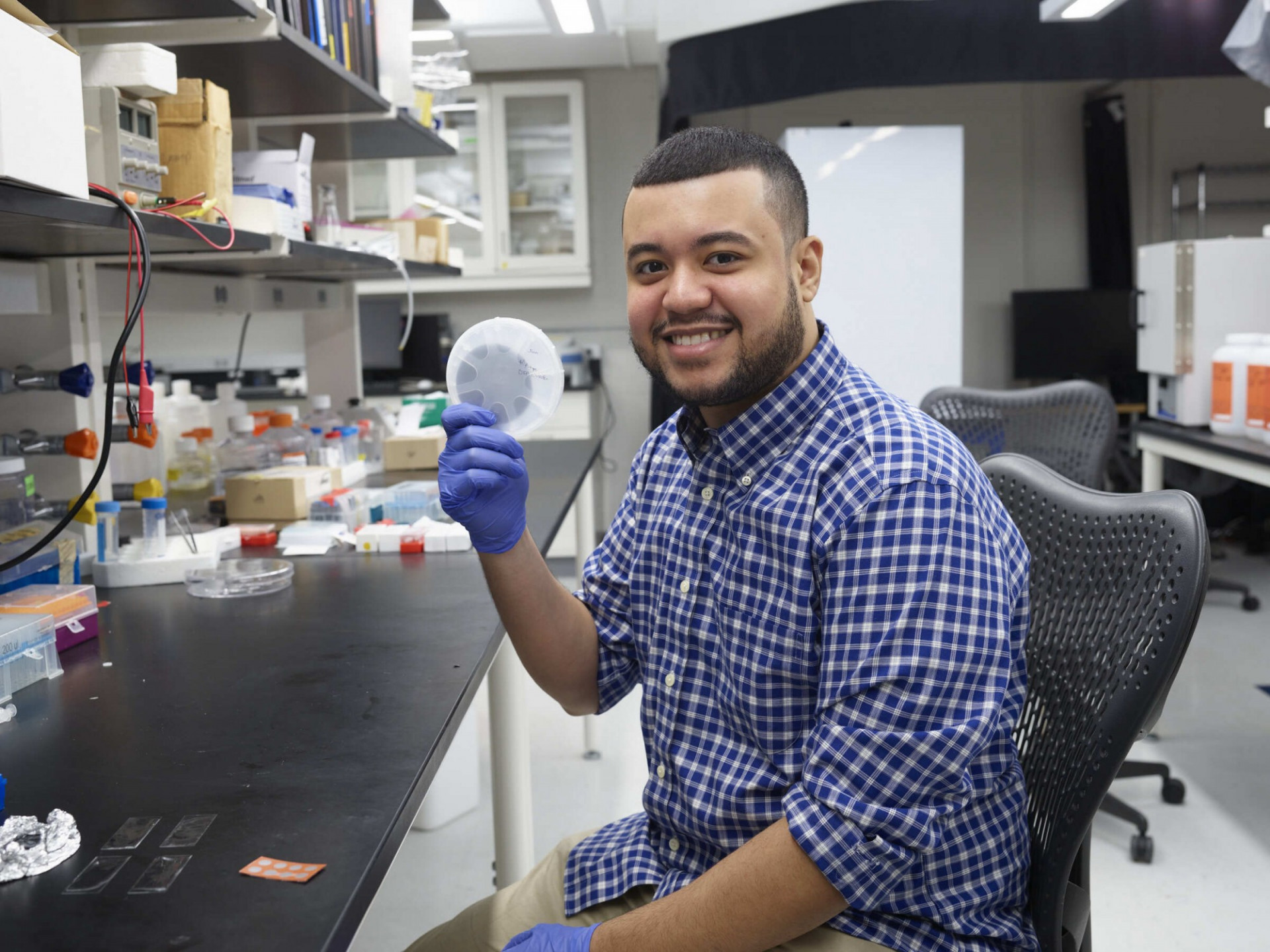 Juan Bautista Rodriguez III | Hess Laboratory for Nanobiotechnology and ...